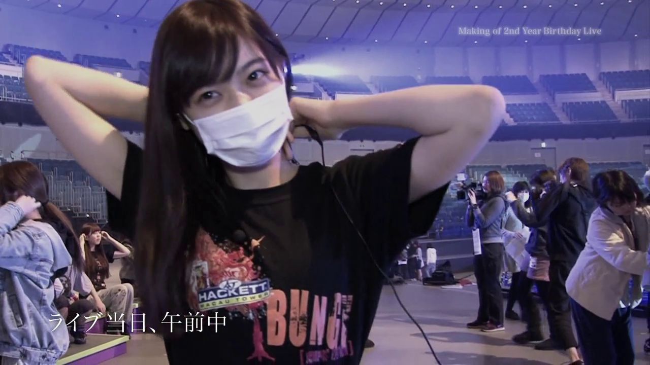 Here's a picture of Naachan wearing her commemorative Macau Tower Bungy Shirt. | Scrolller