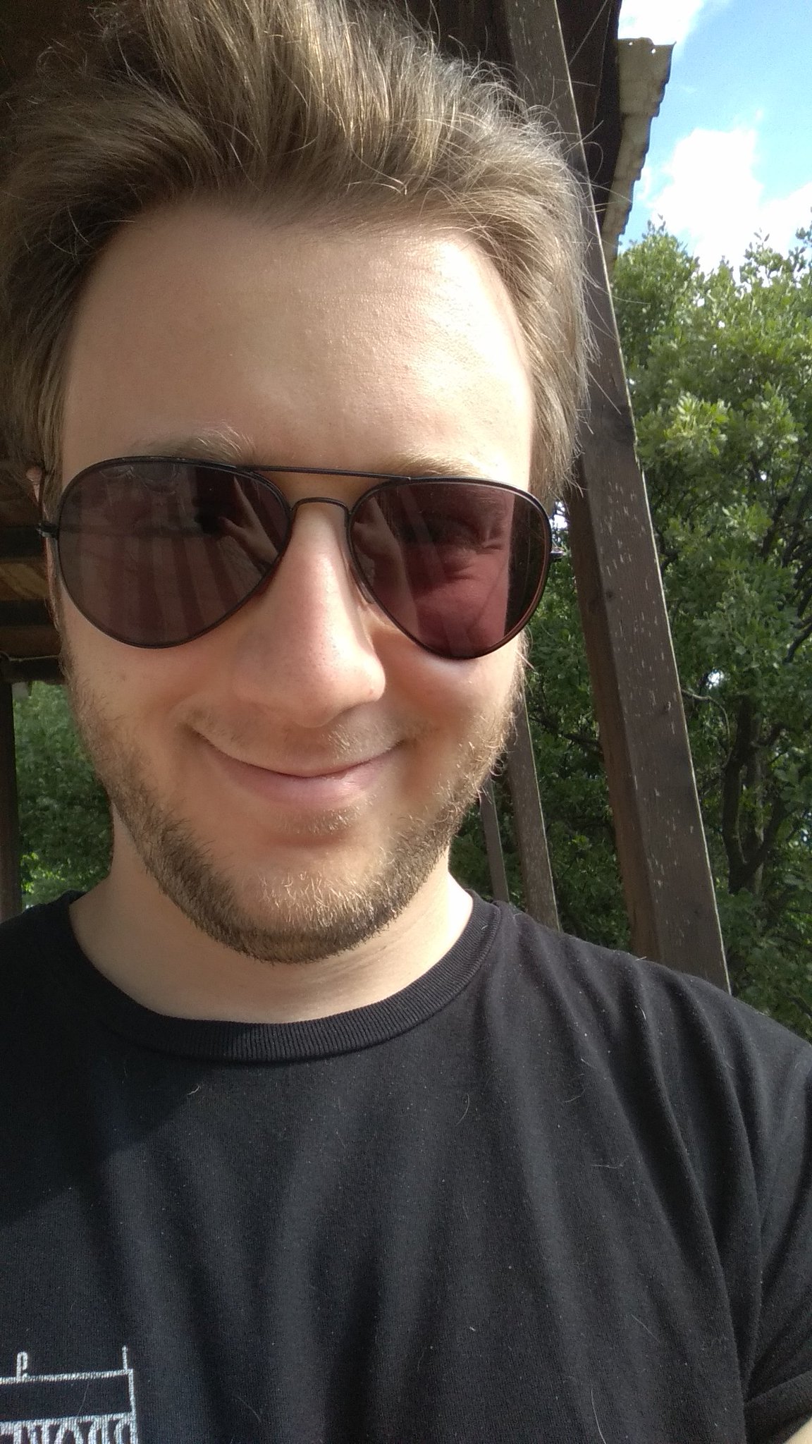 Here's the face of an ace who feels cool. | Scrolller