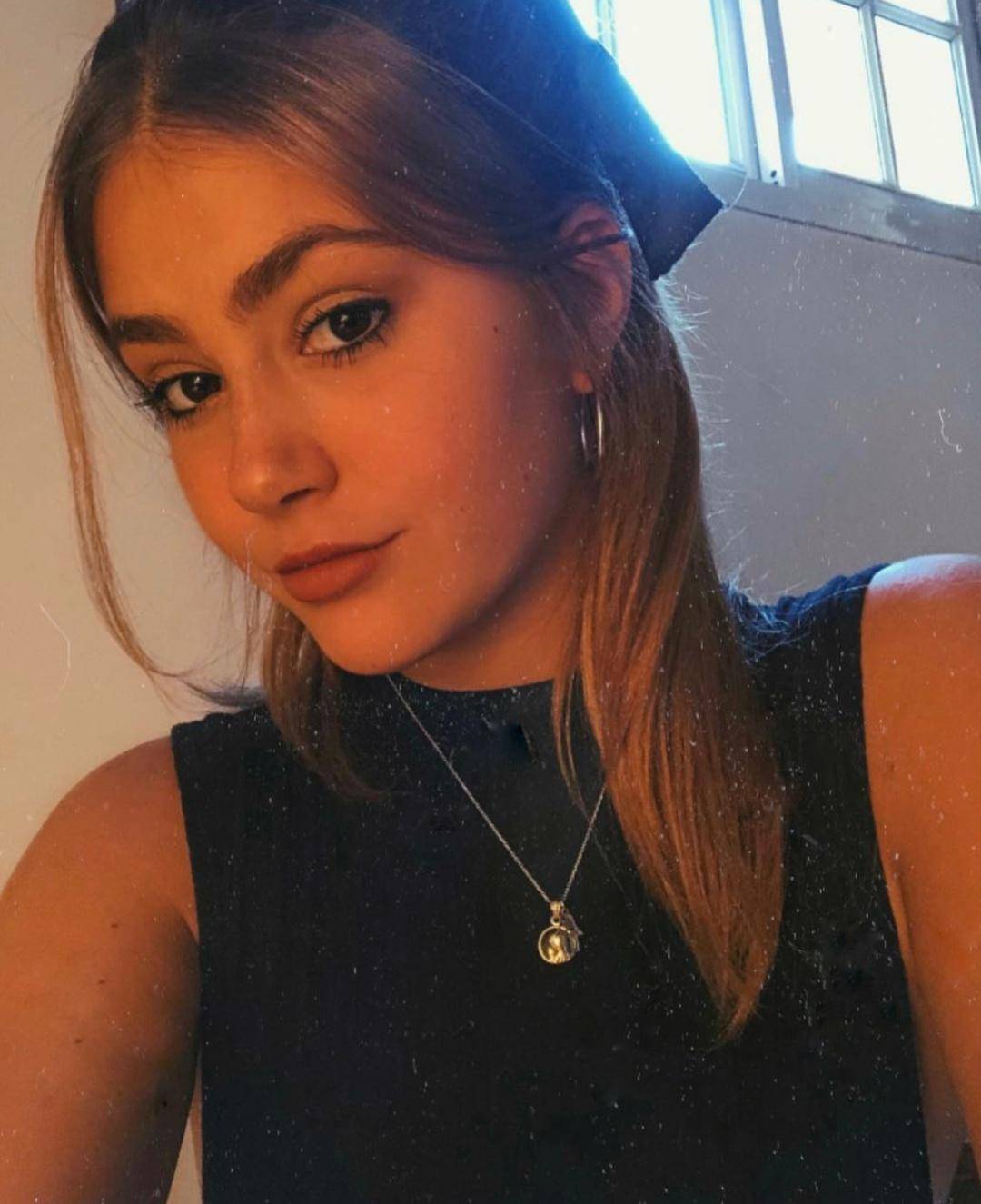 Hey ☺️ [18F] | Scrolller