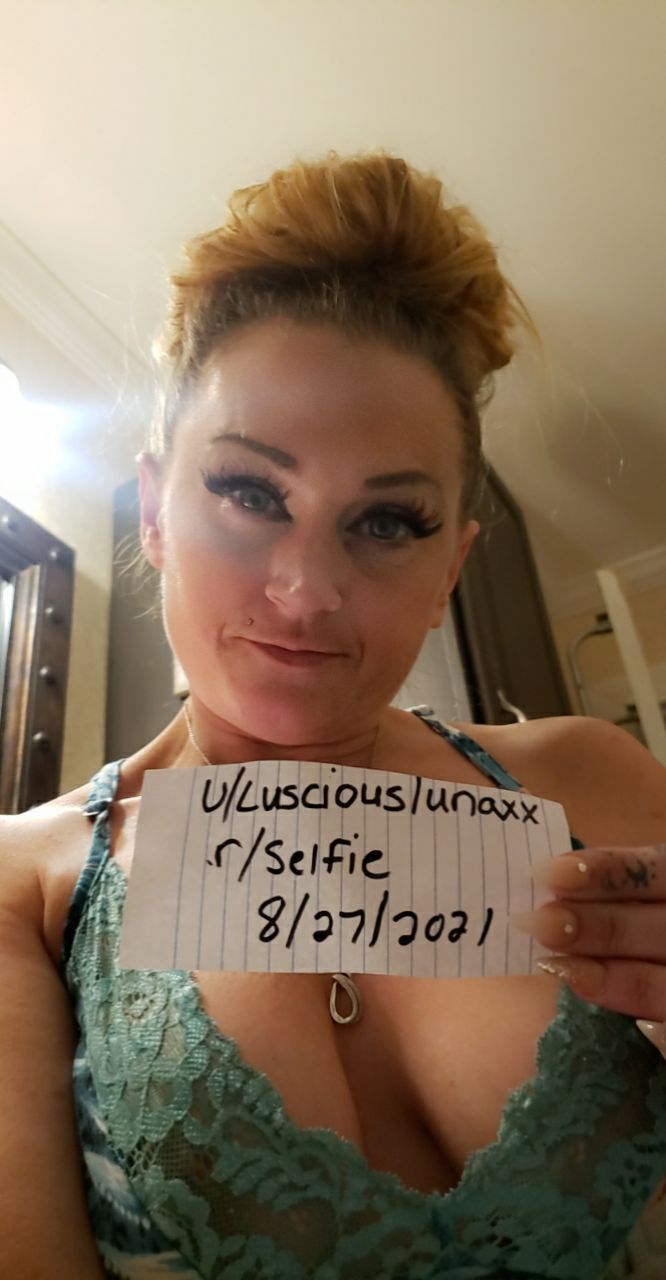 Hey..♡..! | Scrolller