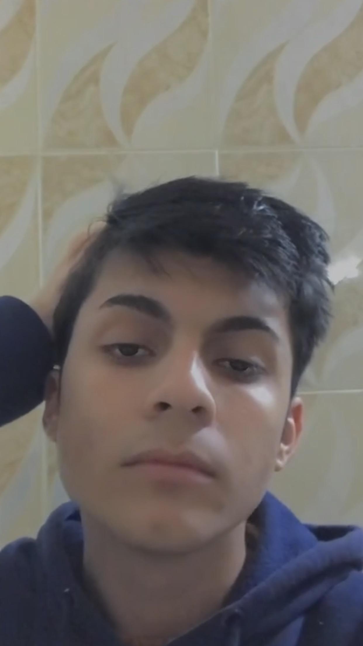 Hey everyone:) | Scrolller