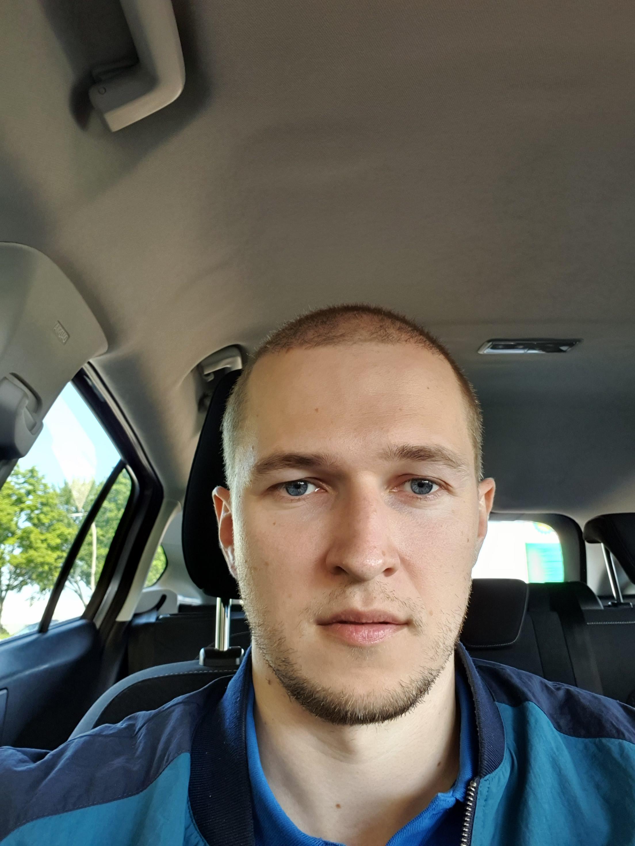 Hey bros | Scrolller