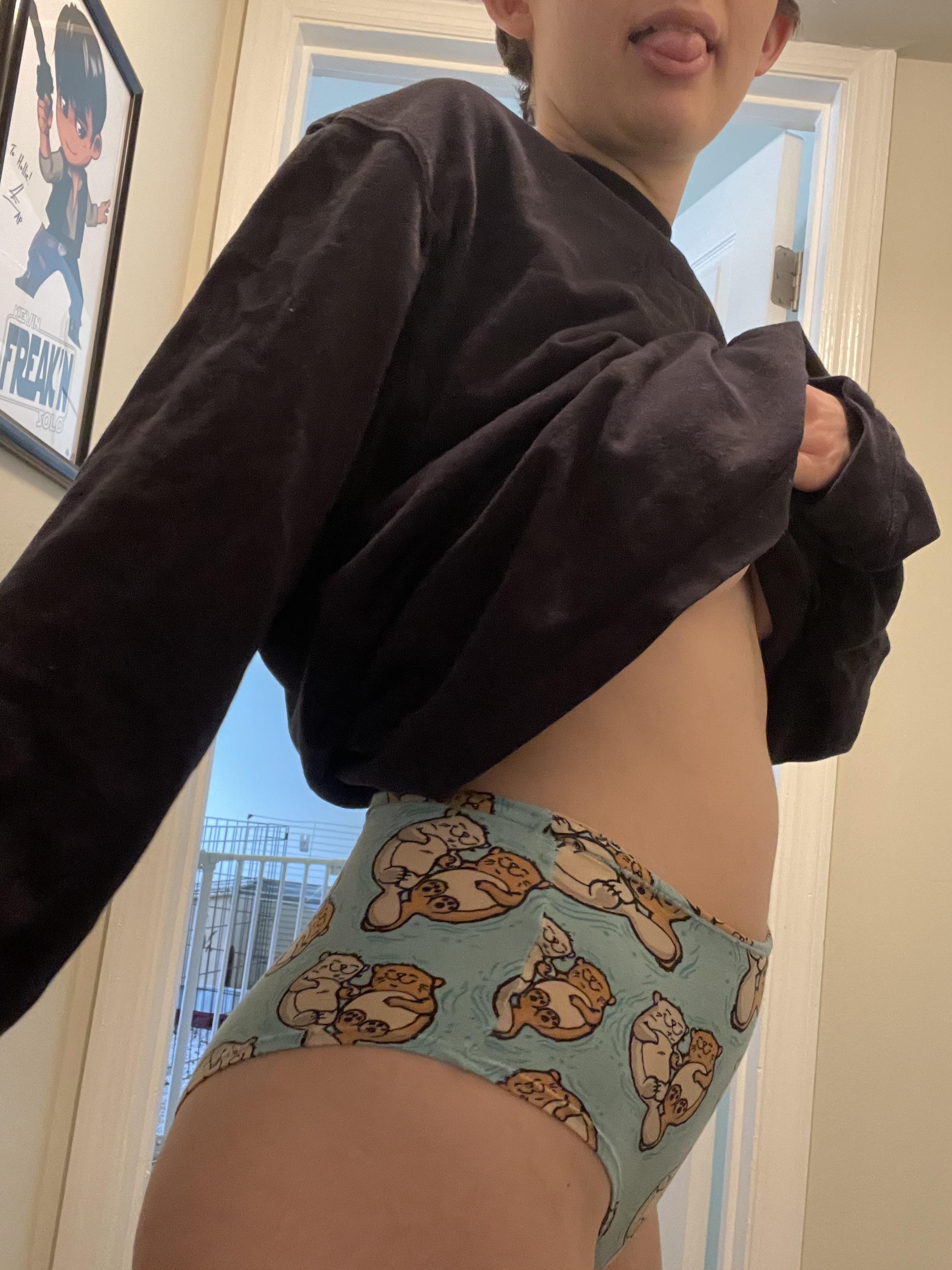 hey cuties 🥰 | Scrolller