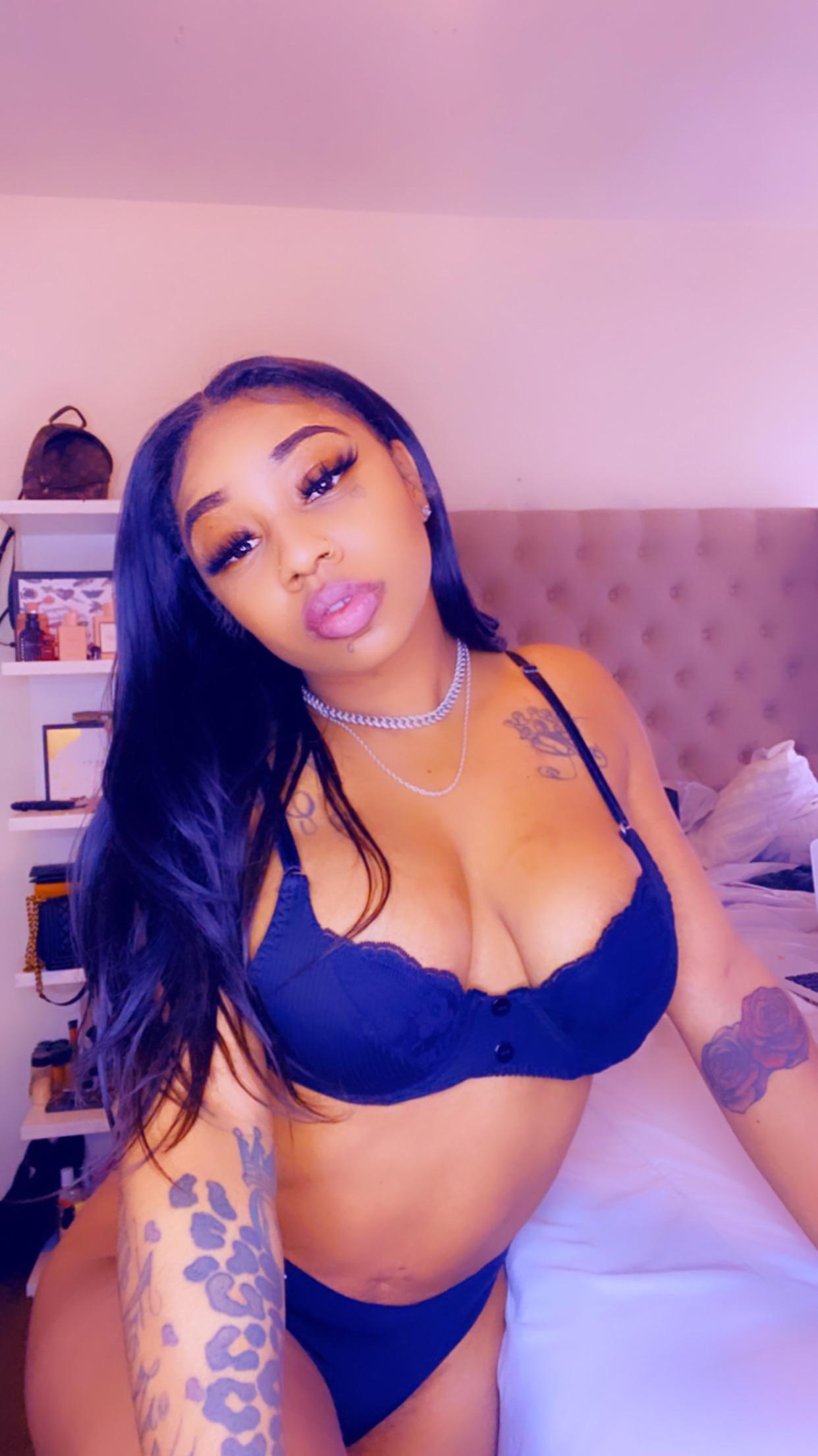 Hey daddy💕 | Scrolller