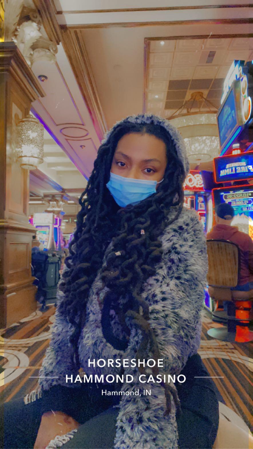 Hey hey hey [F4M][25] | Scrolller