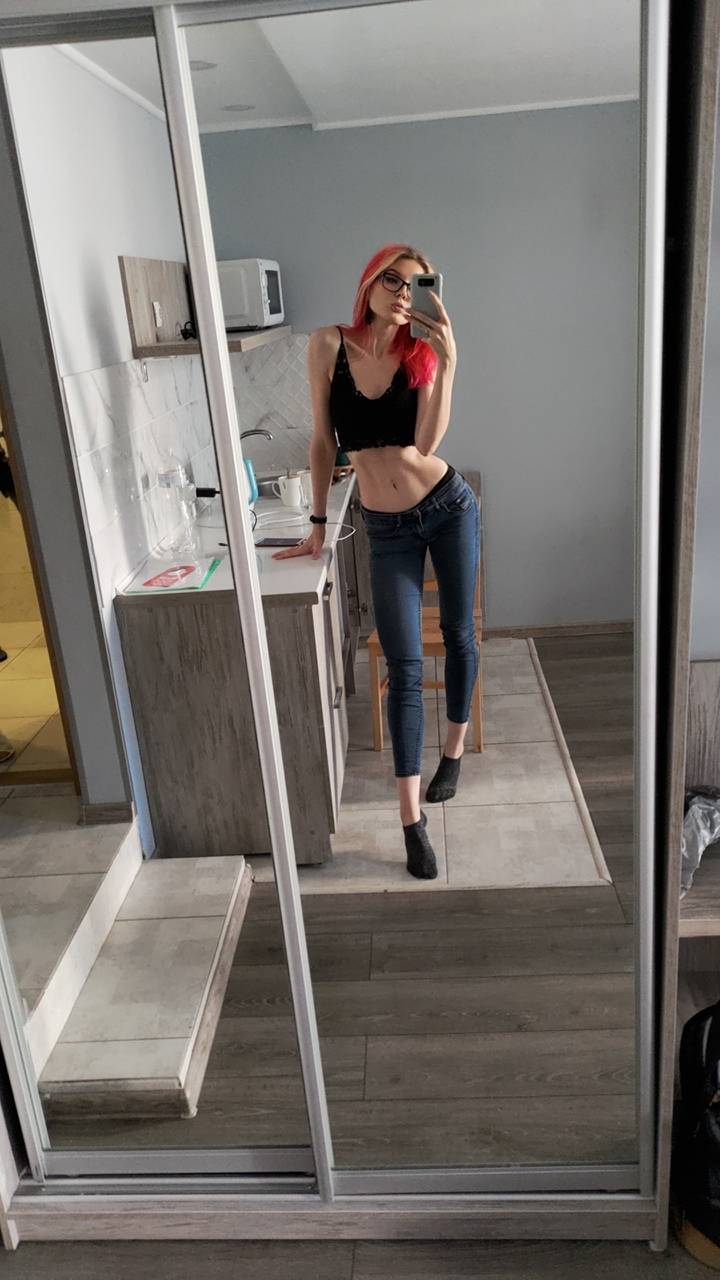 Hey, loves 💕 my first time here 🙈 | Scrolller