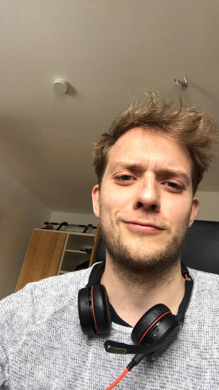 Hey people 🏽☺️ | Scrolller