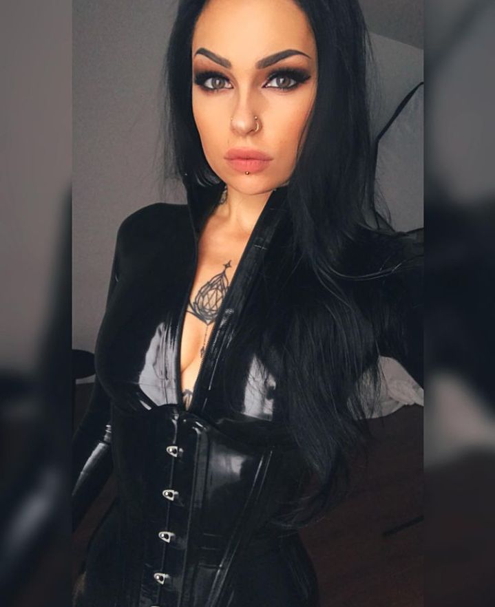 Hey sissies some hard tasks now snapchat mistressemily2 | Scrolller