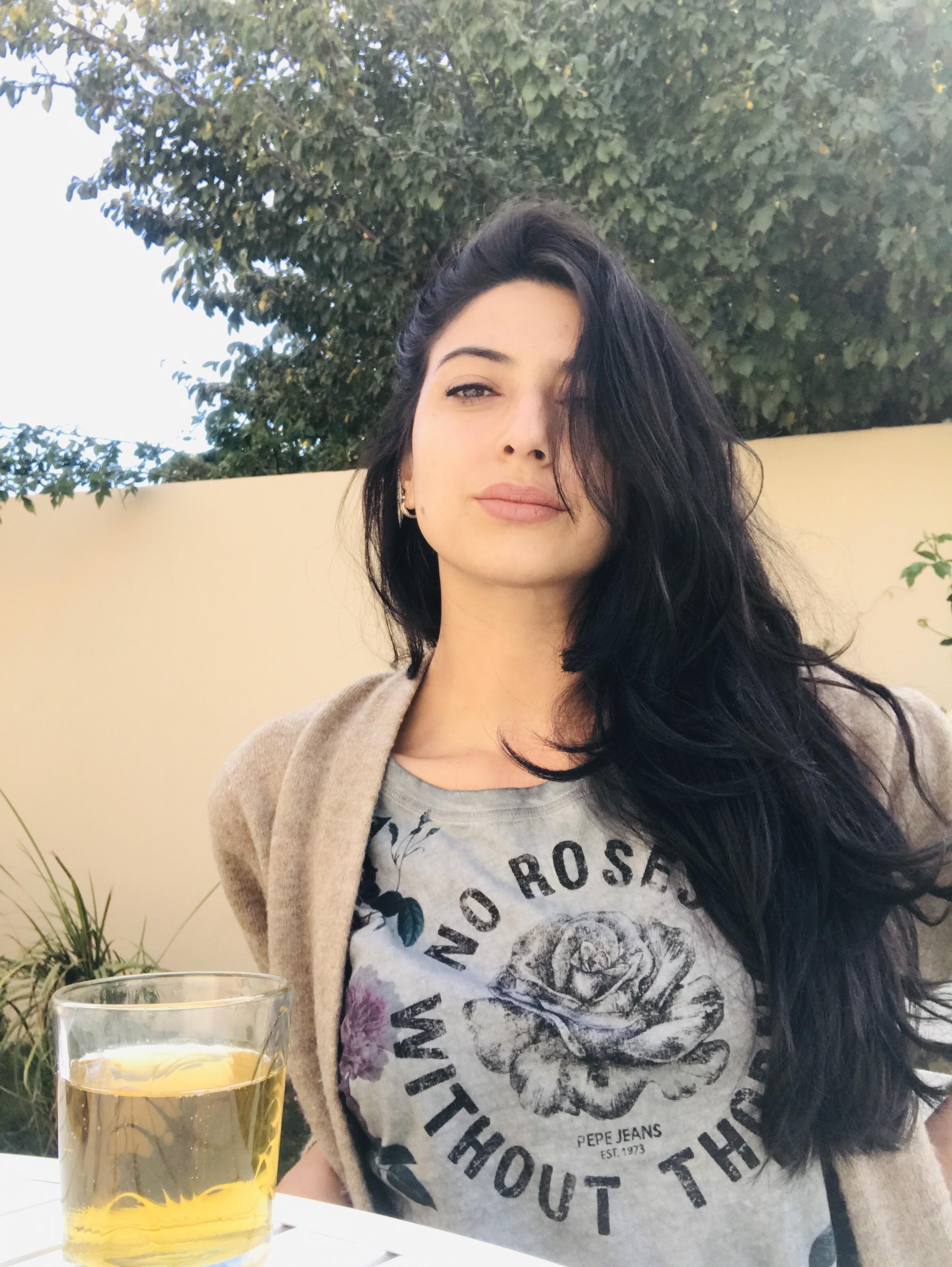 Hi from Argentina! Over 20 | Scrolller