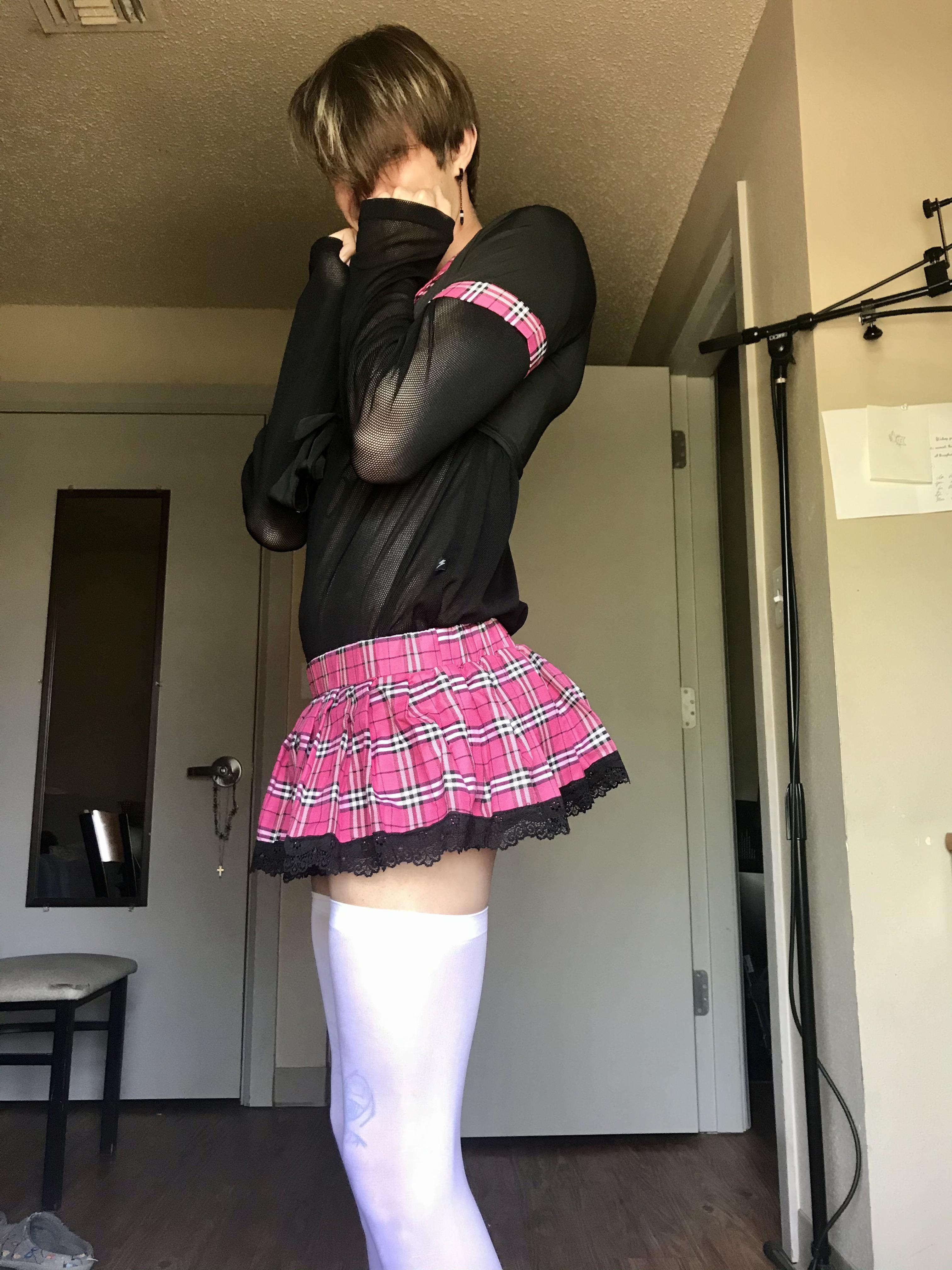 Hi r/femboy i love you so much 💕 | Scrolller