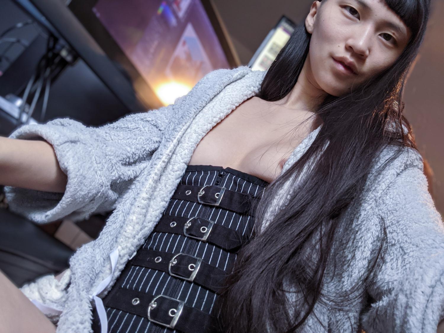 Hiding dirty stuff under my fluffy robe 👀 | Scrolller