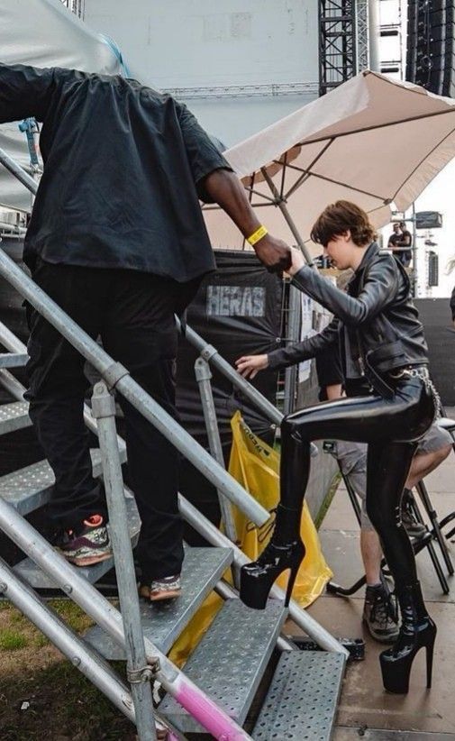 High heels | Scrolller