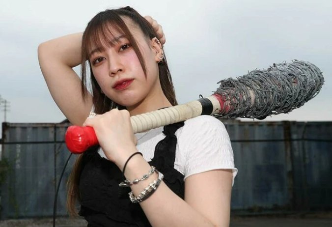 Hikari Noa | Scrolller