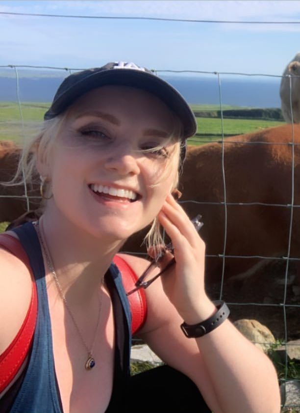 Hiking hottie ♥️ | Scrolller