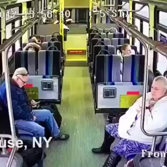 HMFT after i take a ride on the bus | Scrolller