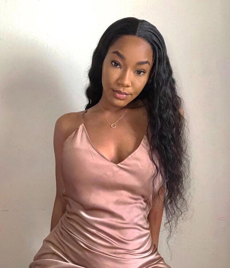 Hmu for her ig @ | Scrolller