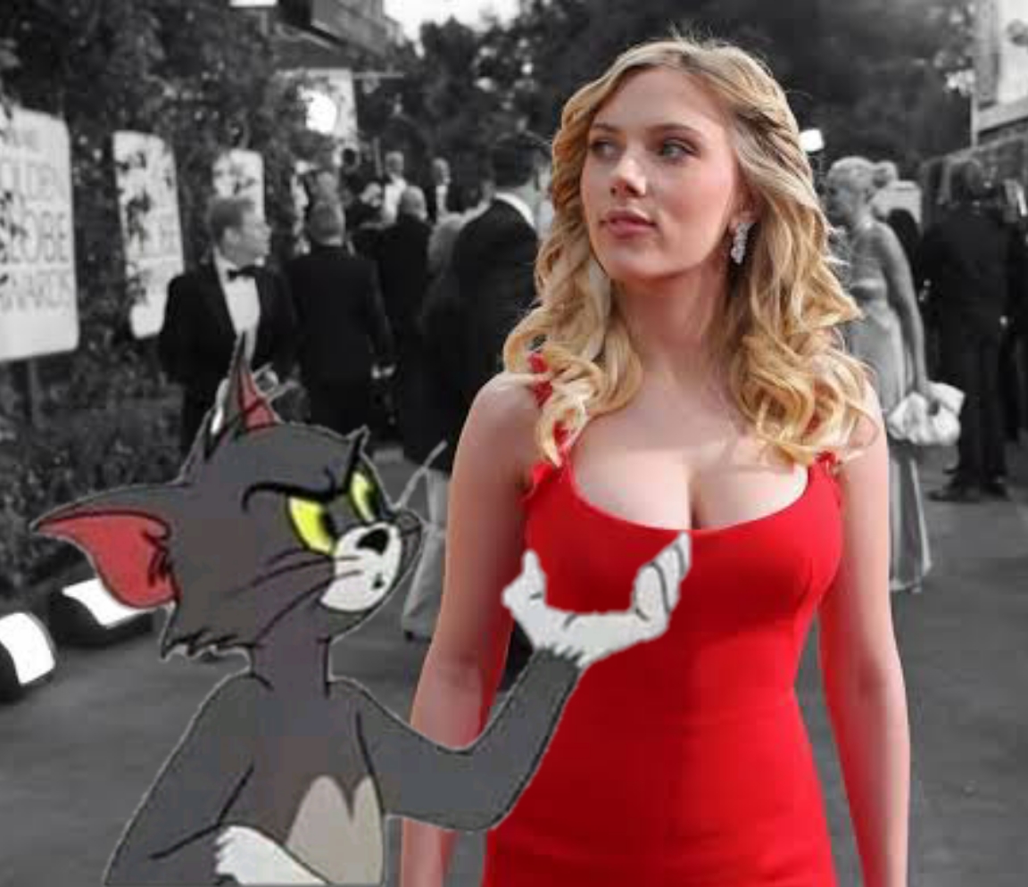 Hold it! | Scrolller