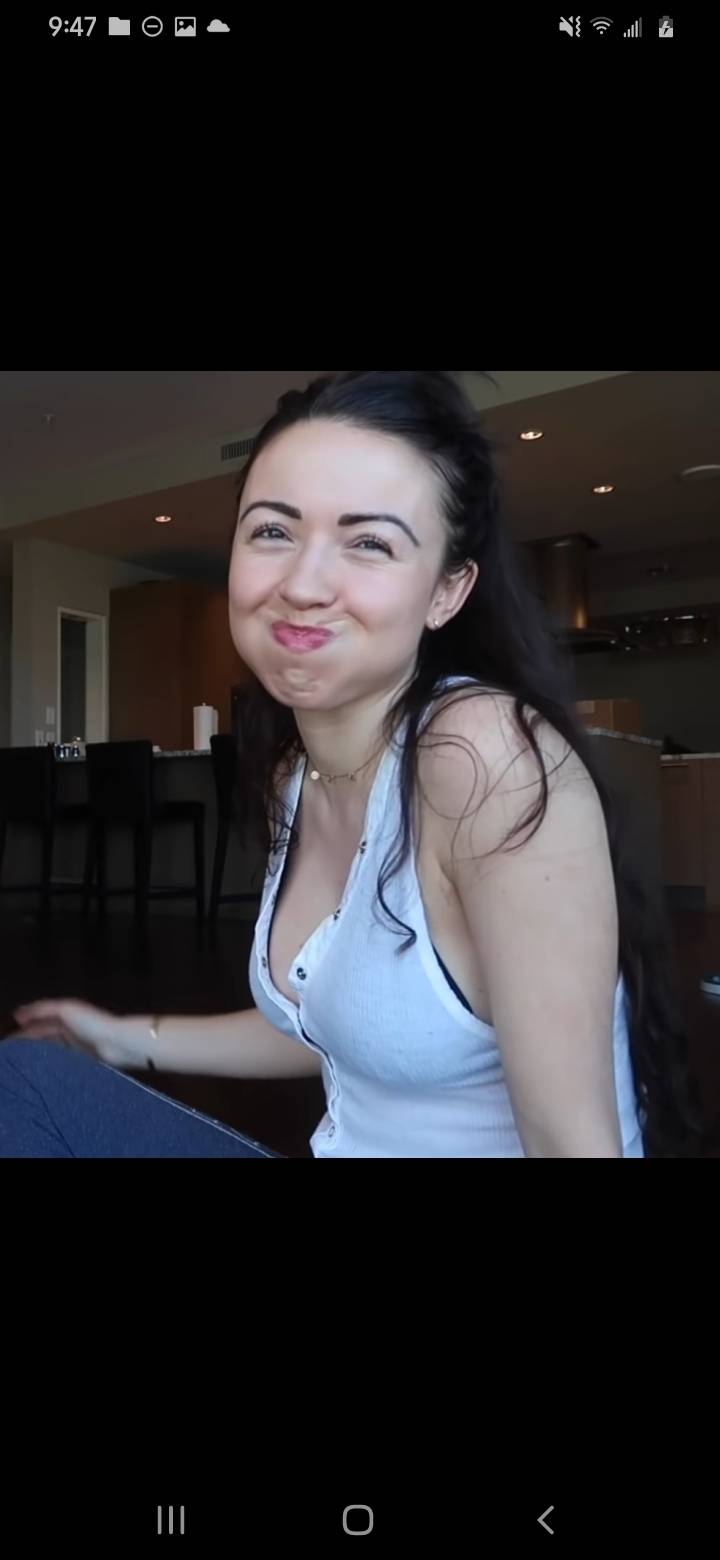 Holding ur cum | Scrolller