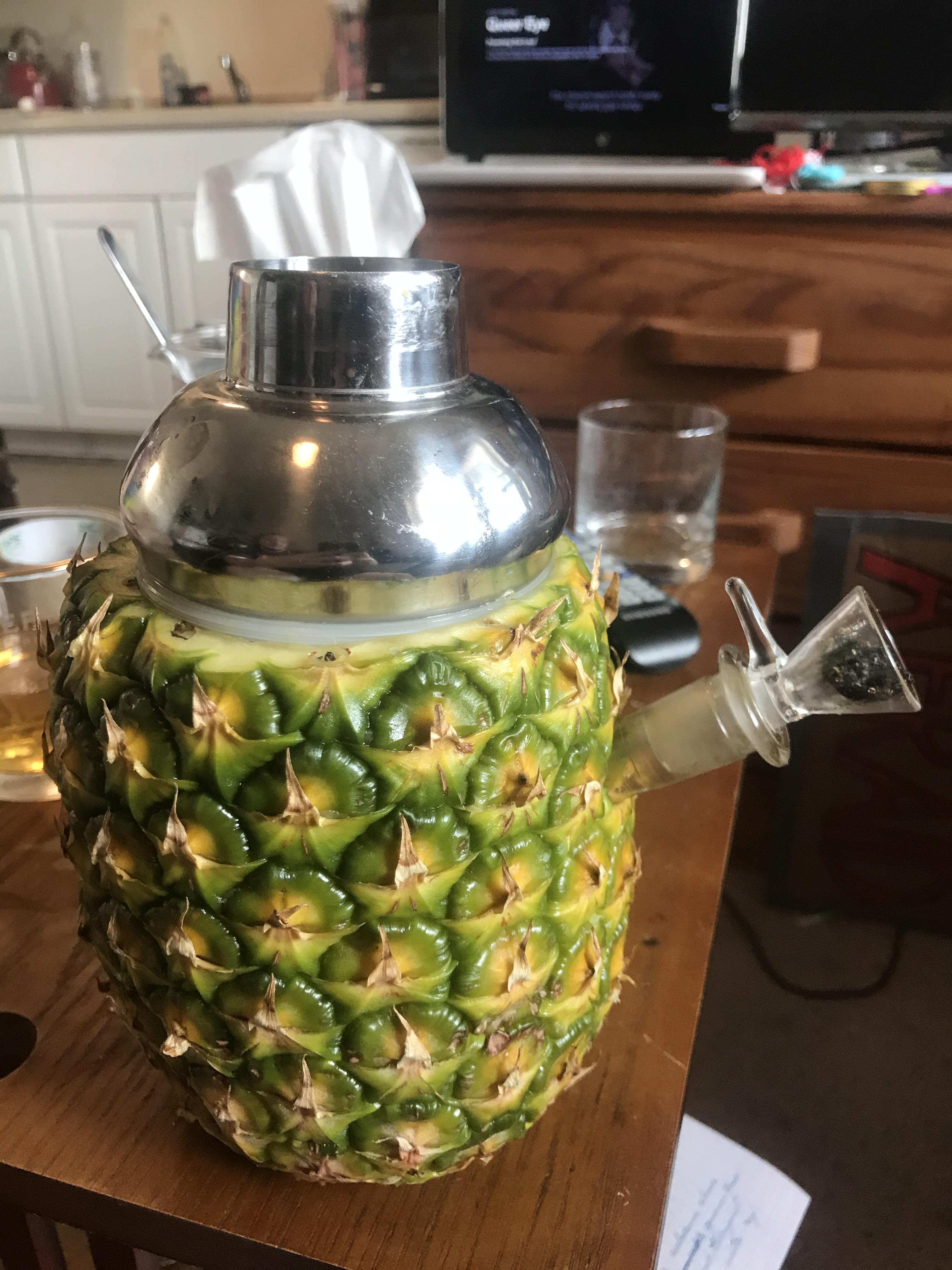 Hollowed out a pineapple and used the cap of a shaker to make a pineapple bong! | Scrolller
