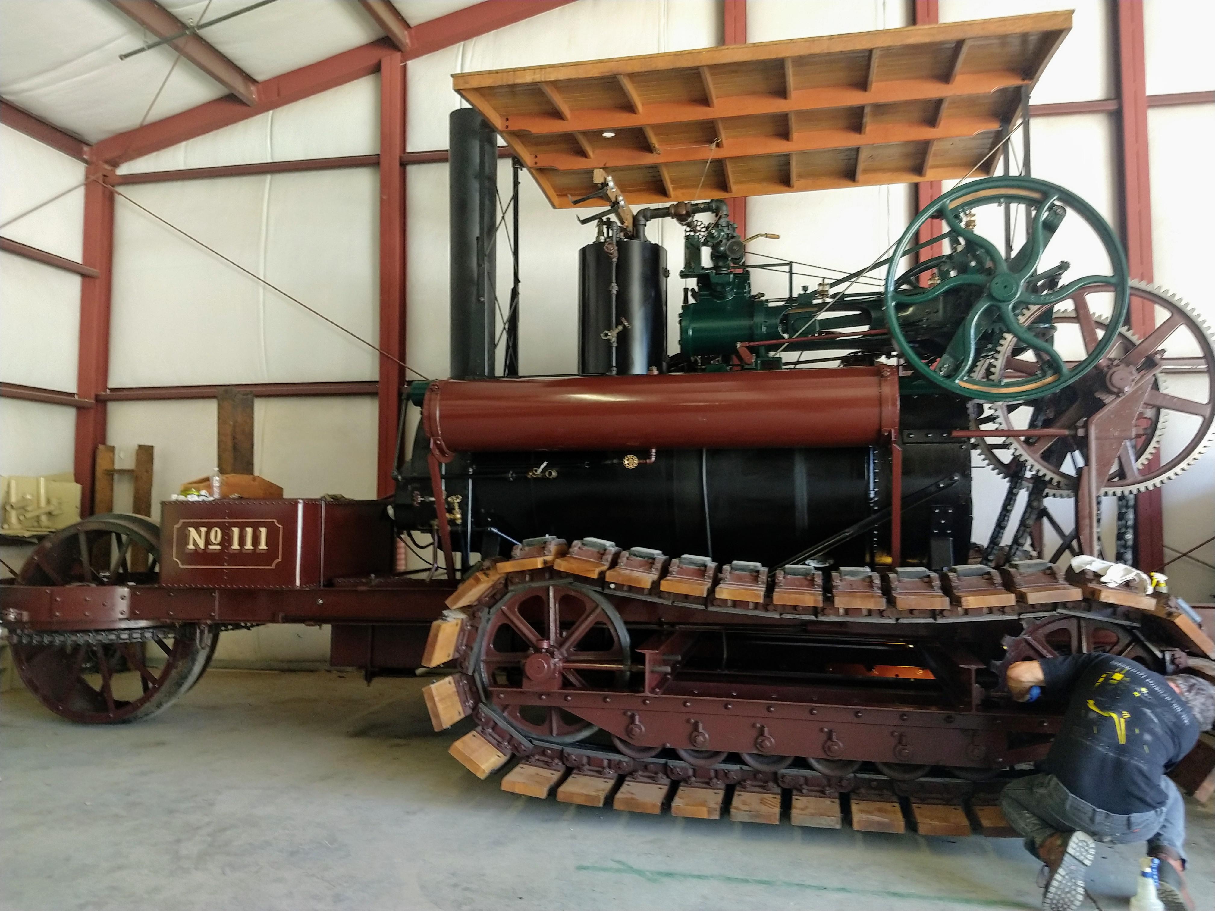 Holt 111 steam tractor | Scrolller