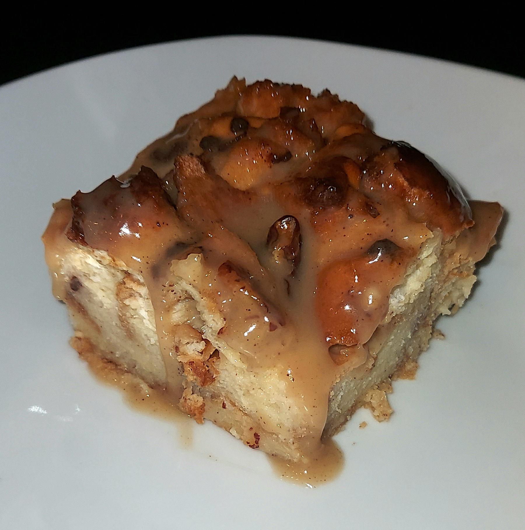 [HOMEMADE] 1st Try Bread Pudding with Pecans and Cinnamon. With a brown sugar cream sauce with ...