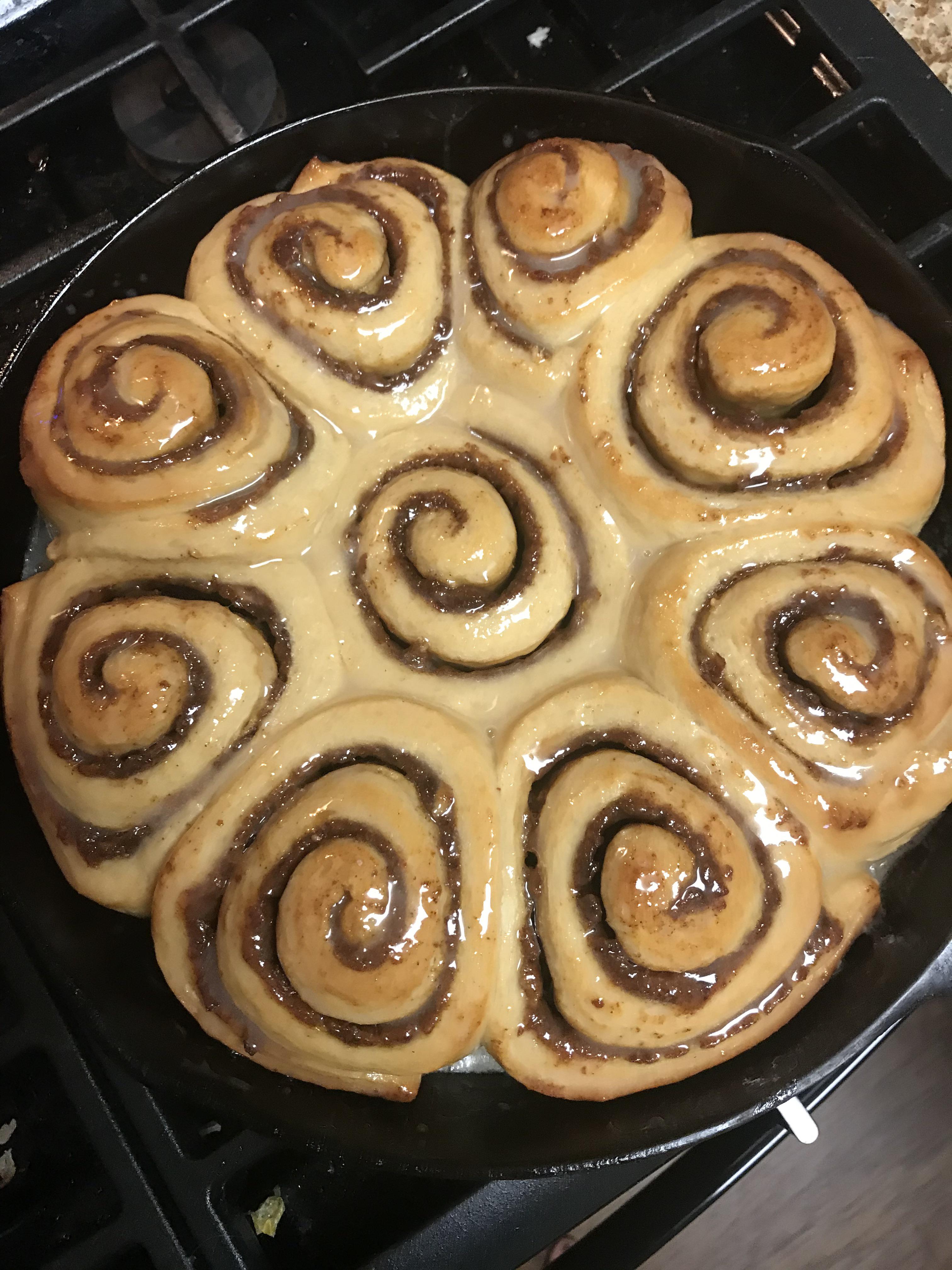 [Homemade] Cinnamon Date Rolls | Scrolller