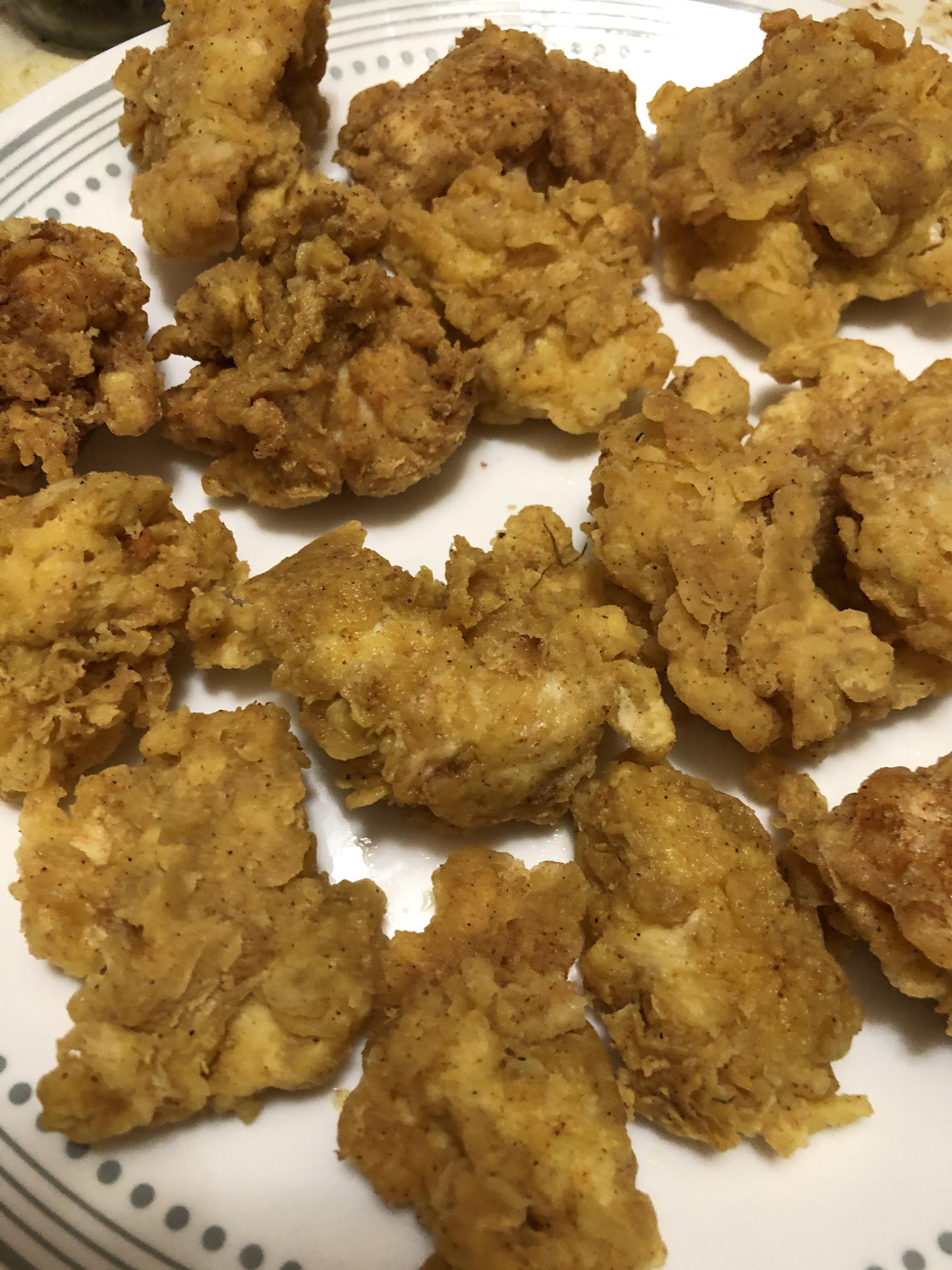 Homemade crispy, deep-fried chicken nuggets | Scrolller