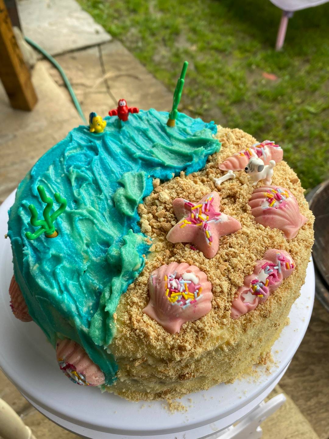[homemade] Little mermaid inspired vanilla cake | Scrolller