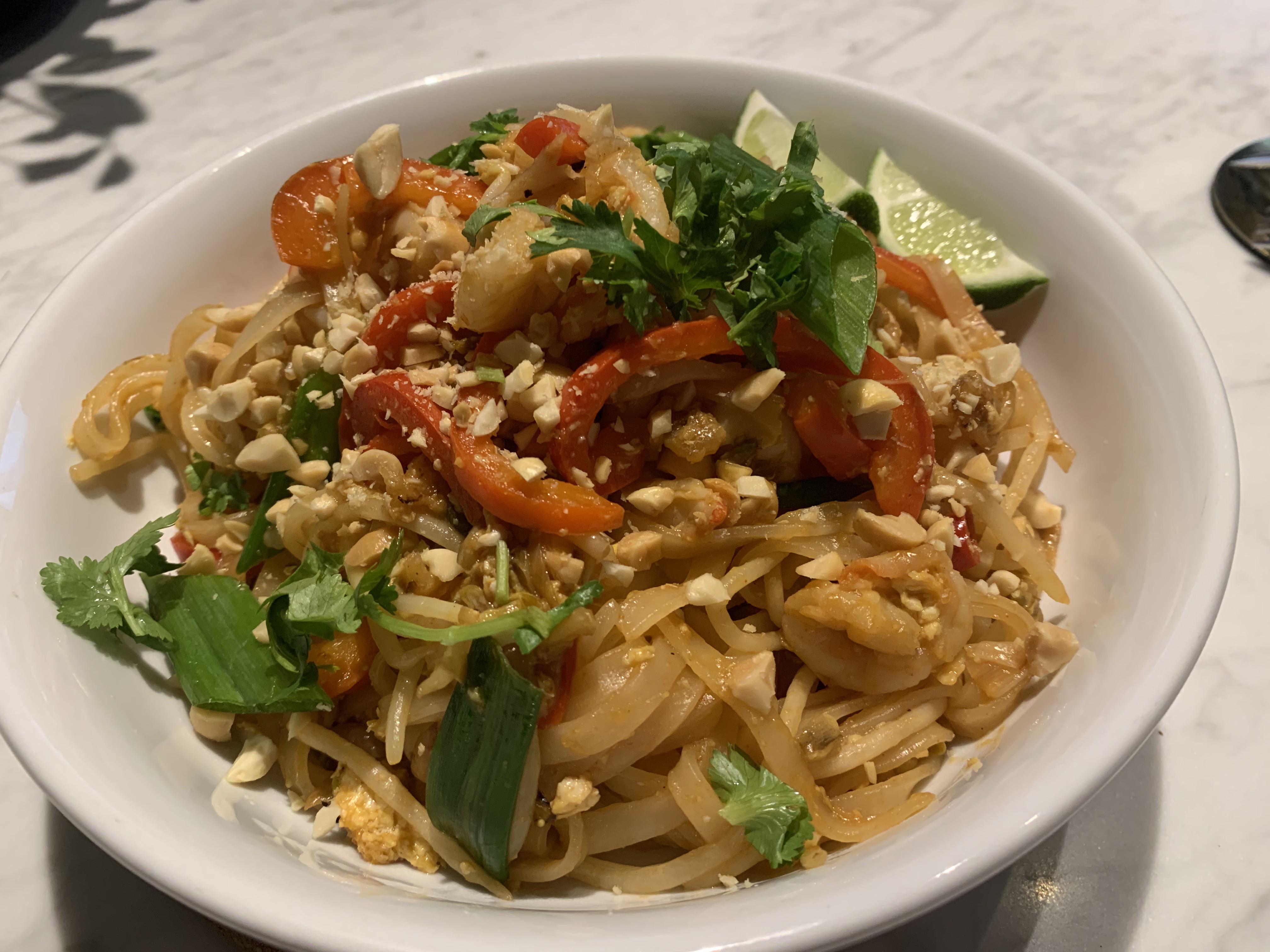 [Homemade] Shrimp Pad Thai | Scrolller
