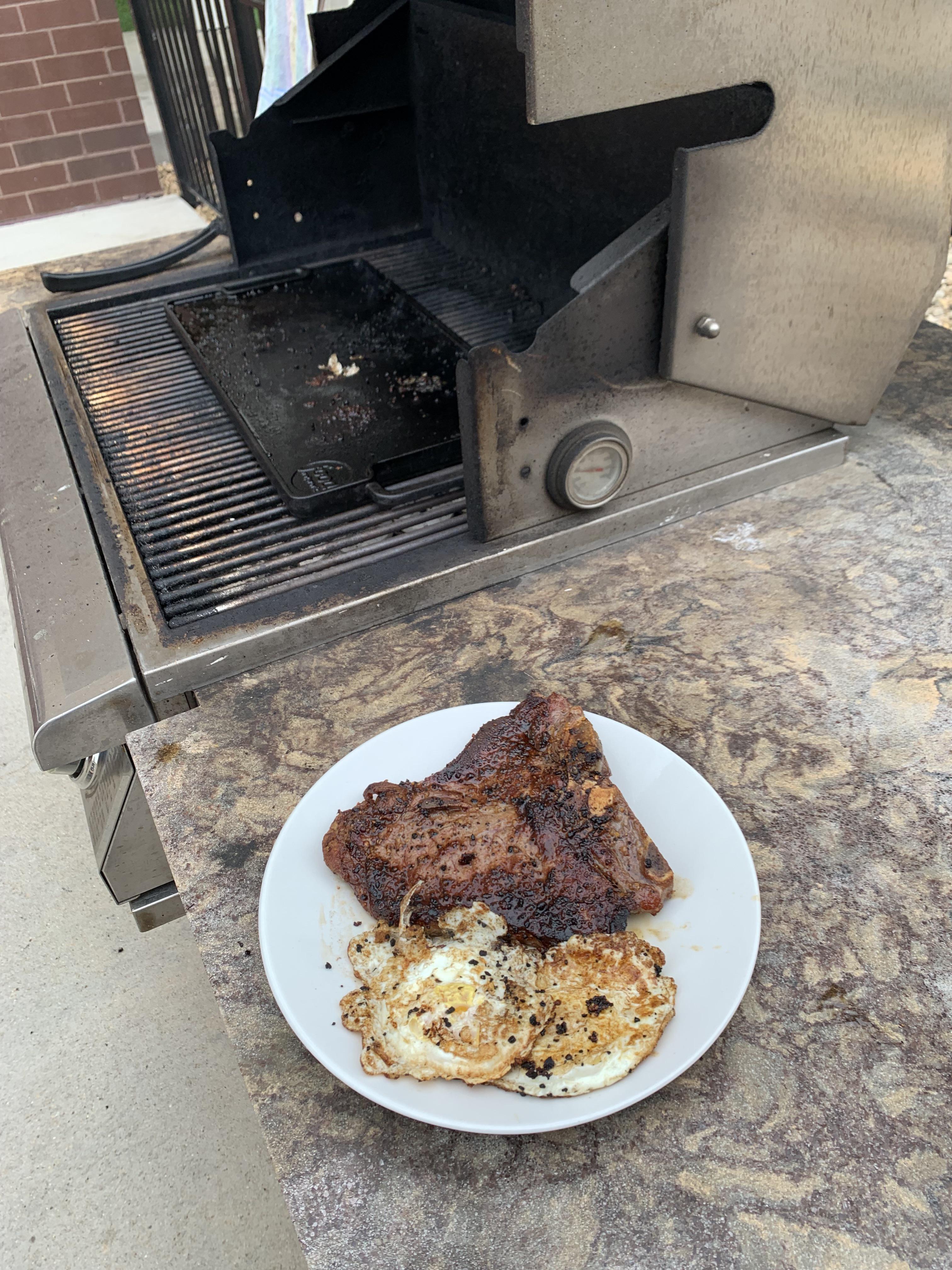 [Homemade] steak and eggs | Scrolller