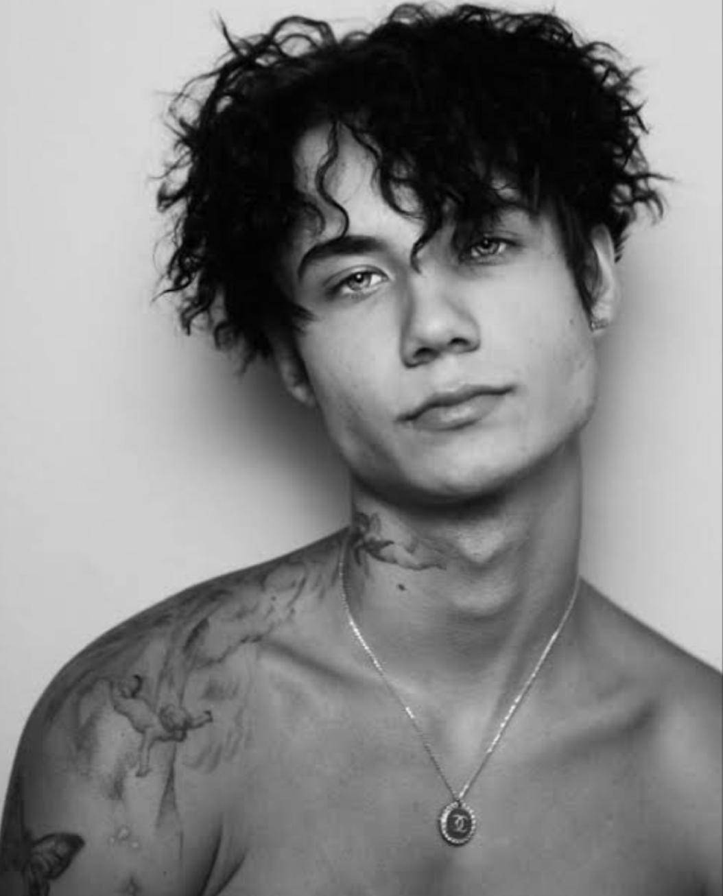 Honestly why so attractive?! Perfection! | Scrolller