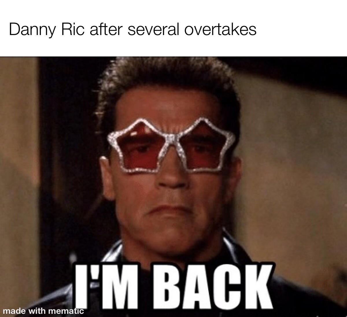 Honey badger in attack mode | Scrolller