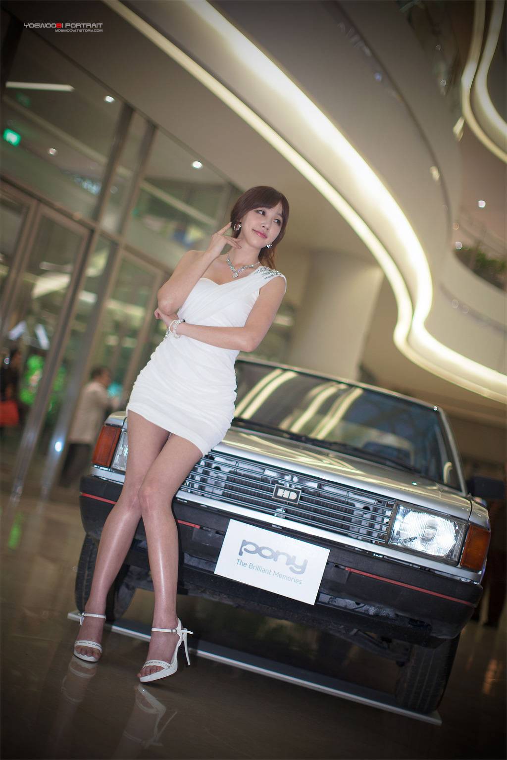 Hong Ji Yeon | Scrolller