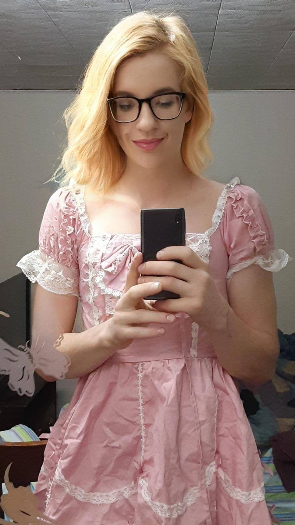 Would You Let Me Suck Your Cock Scrolller