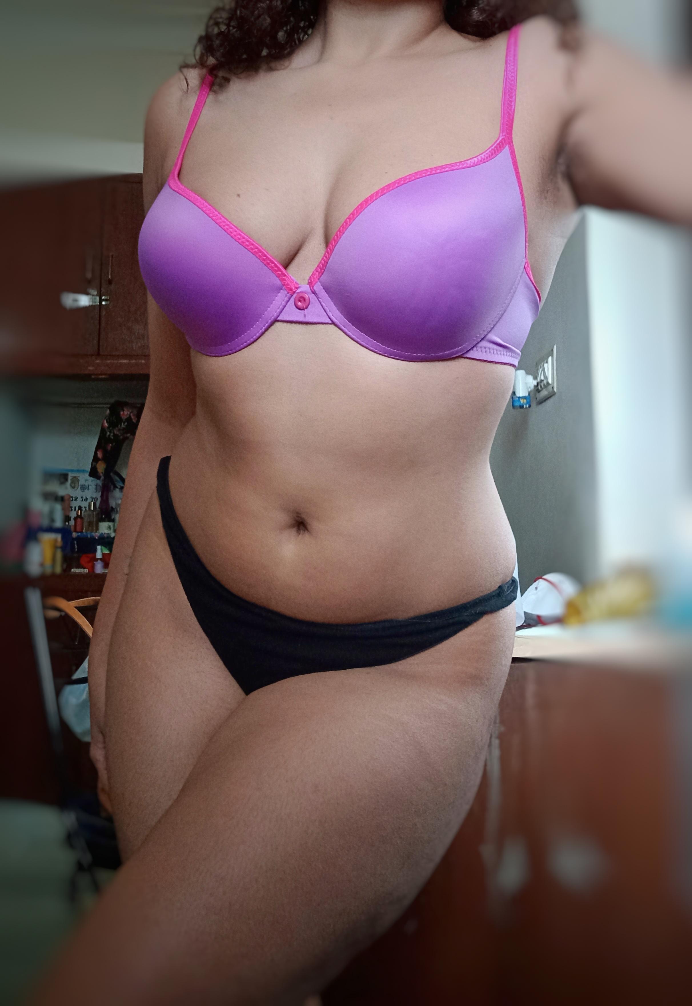 Hope you don't mind mismatched underwear 🤭 | Scrolller