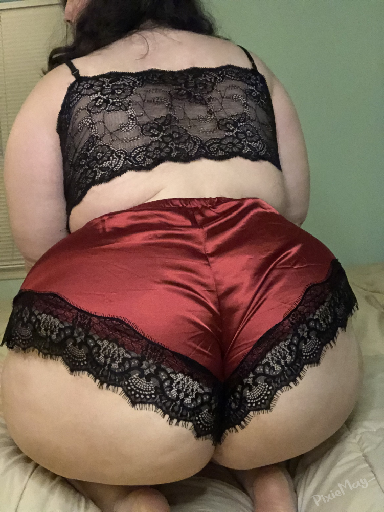 Hope you like lace | Scrolller