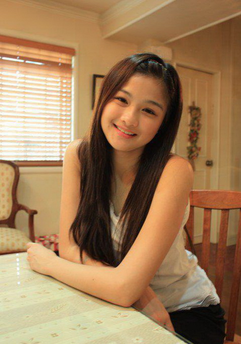 Hot 18 Year Old Manila Pinay Teen | Scrolller