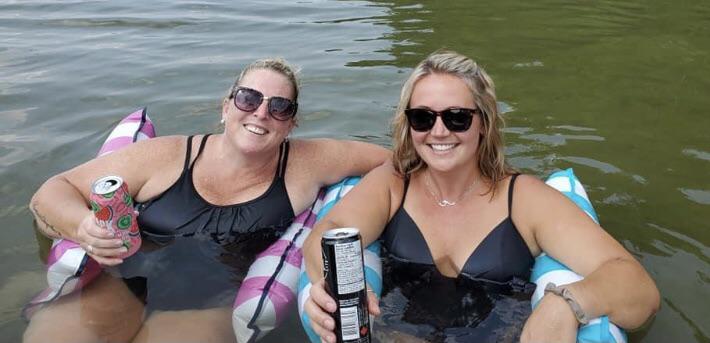 hot and horny drunk milfs | Scrolller