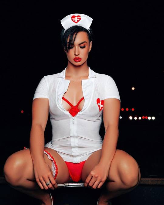 Hot Nurse | Scrolller