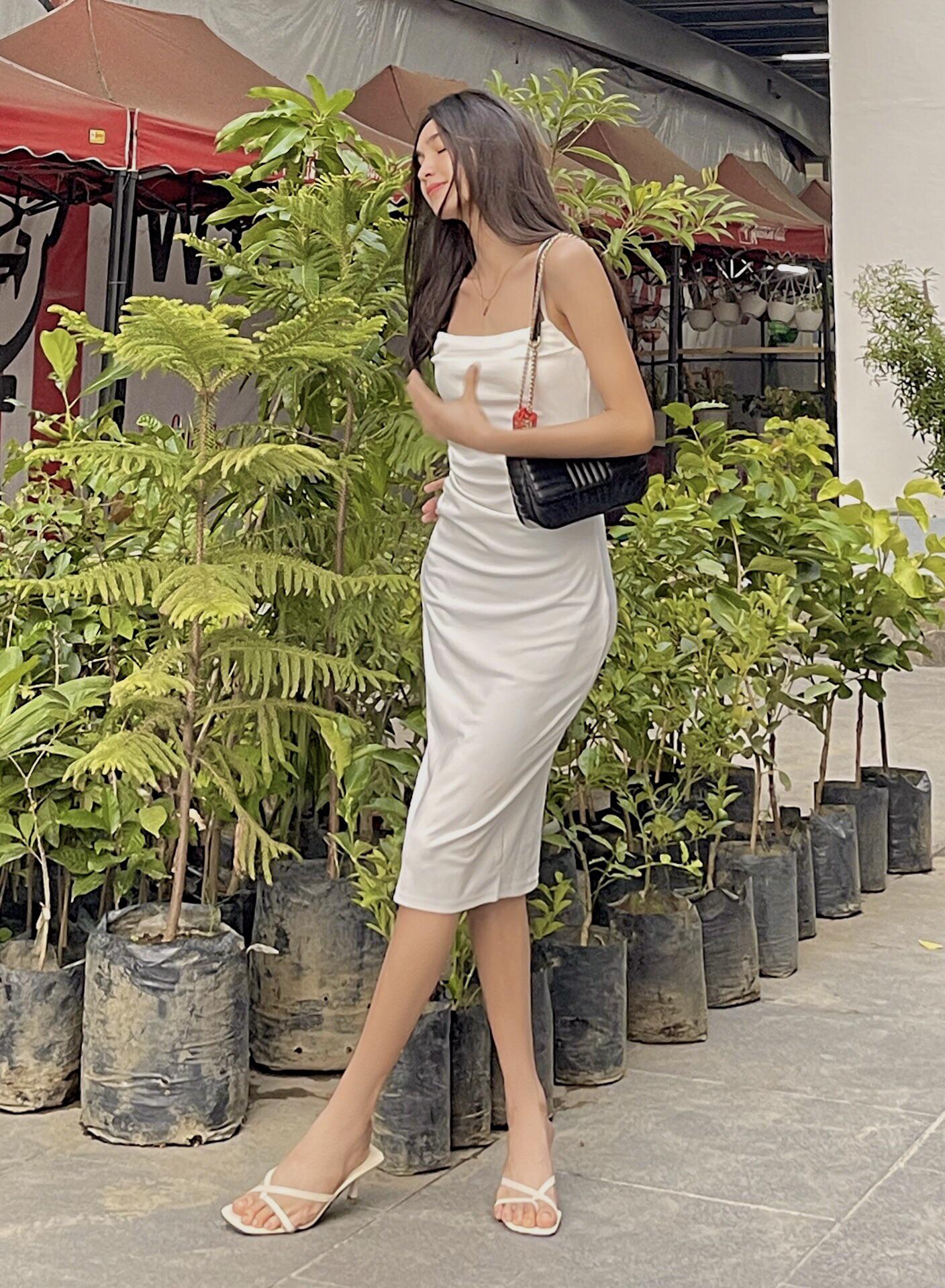 Hot? or Sexy? F22 | Scrolller