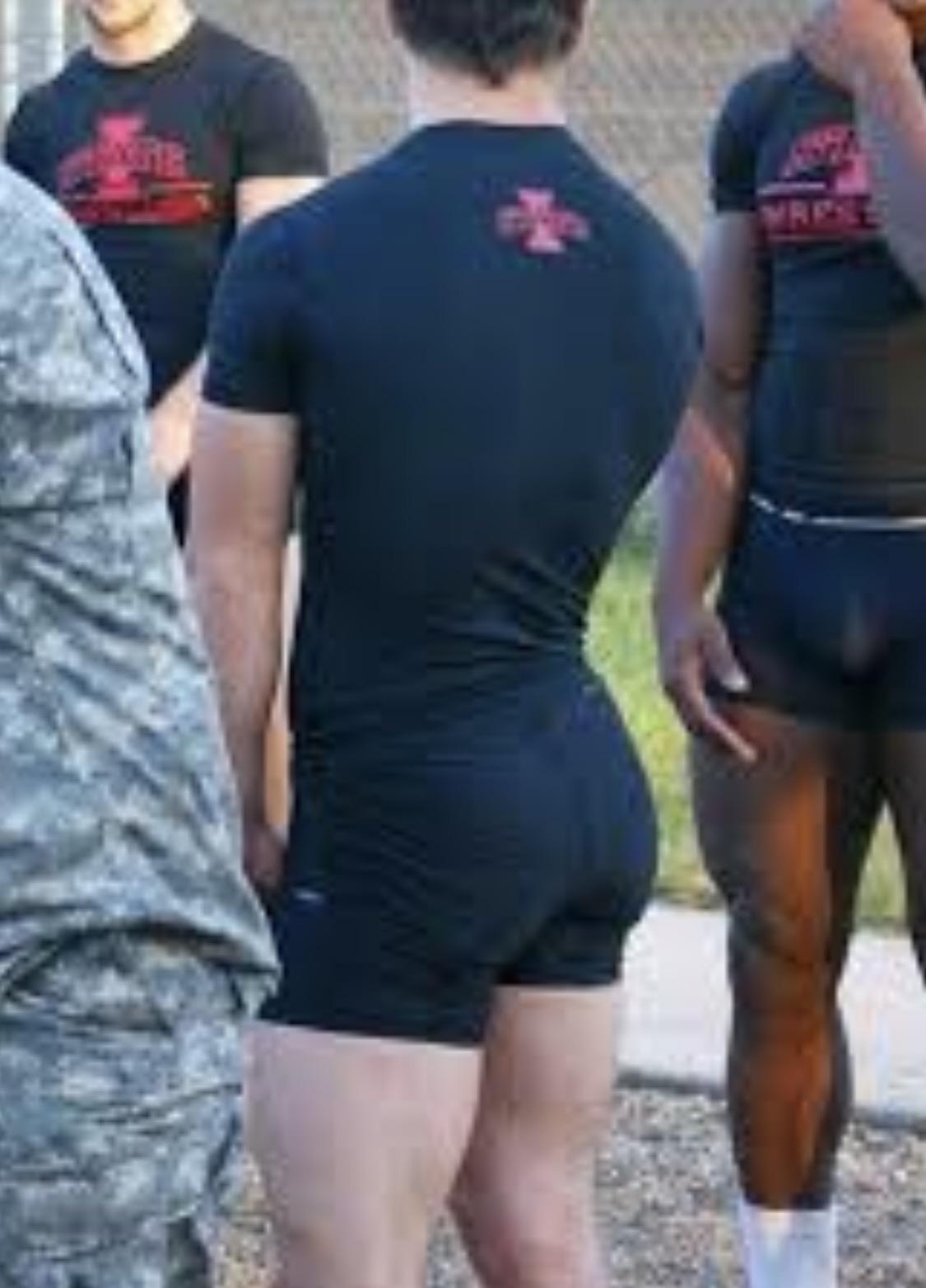 Hot spots kit 🍑 | Scrolller