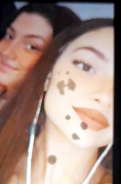 Hottest Cumtribute With Her Sis Scrolller 5568