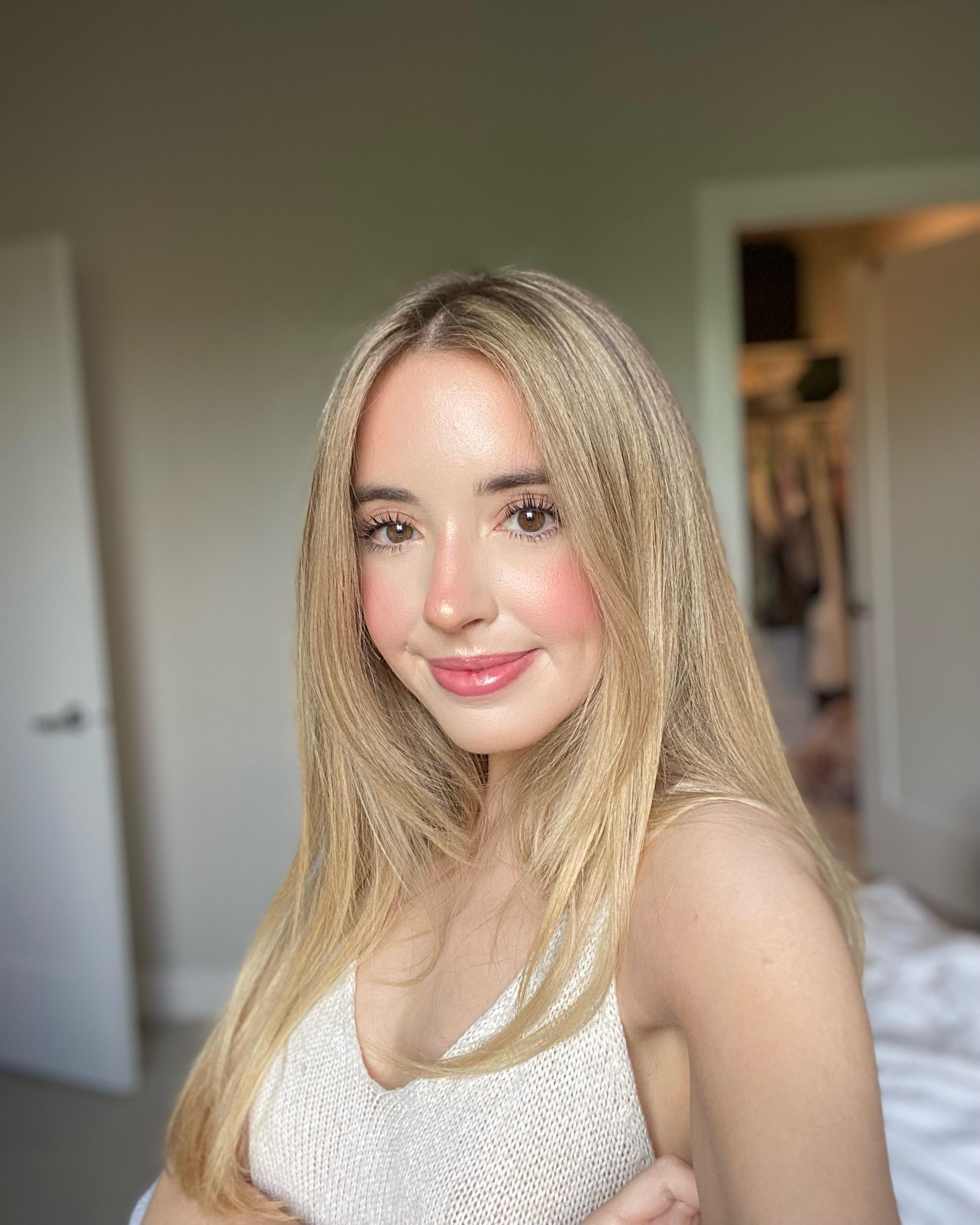 How about a portrait mode selfie😇 | Scrolller