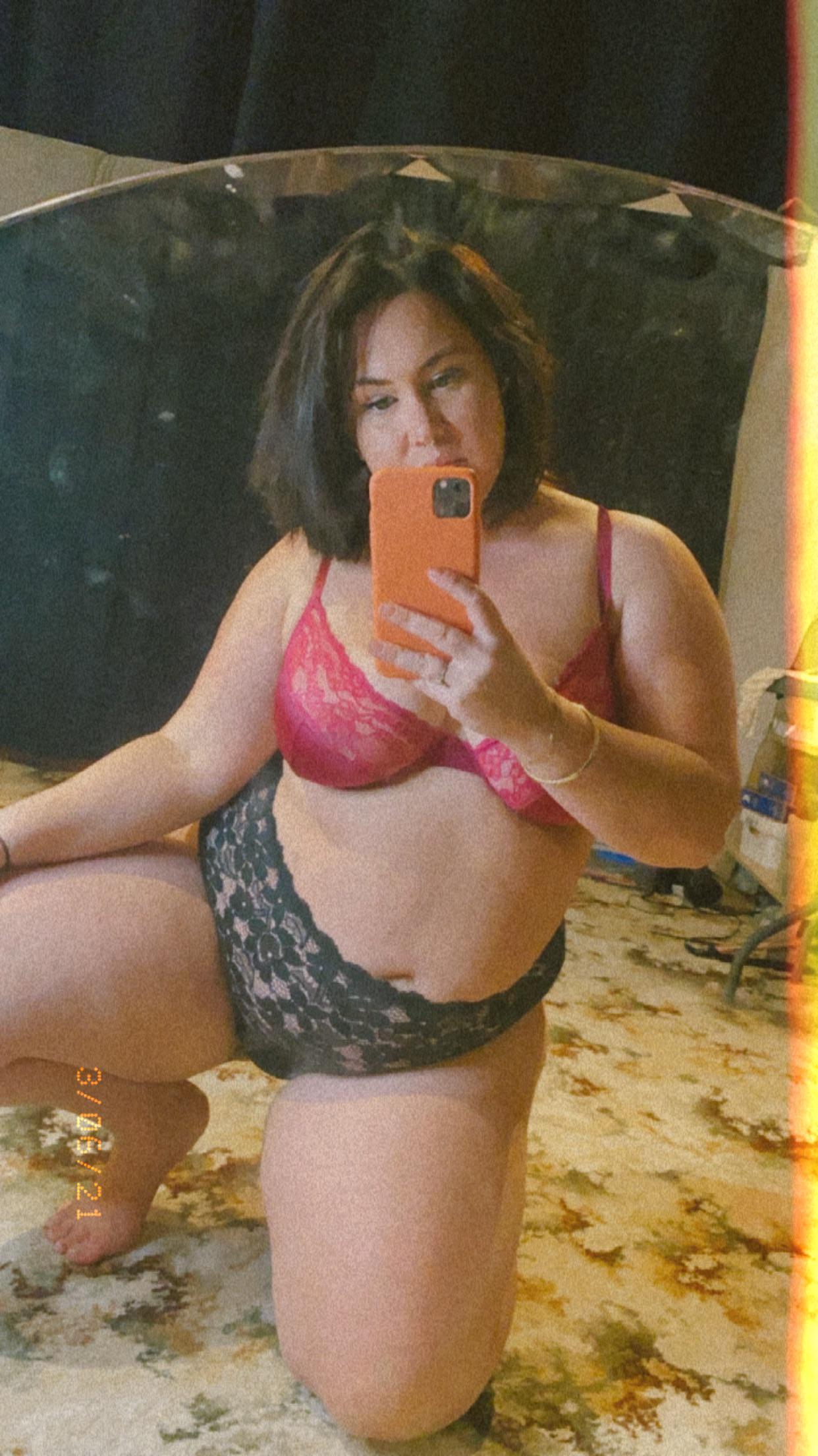 How many guys and gals would love to take my black lace panties off? | Scrolller