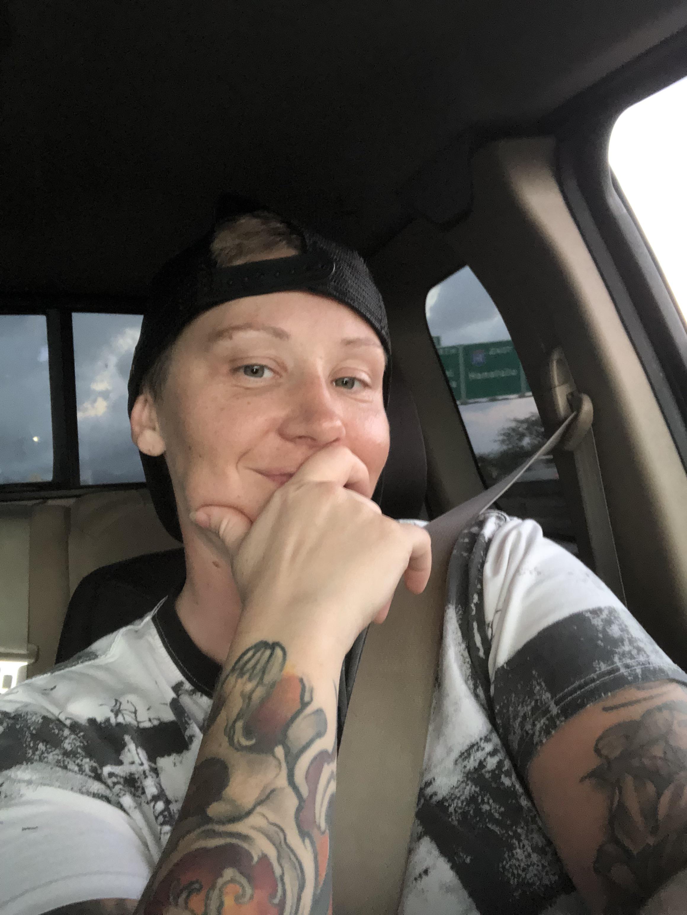 How’s everyone’s hump day going? | Scrolller