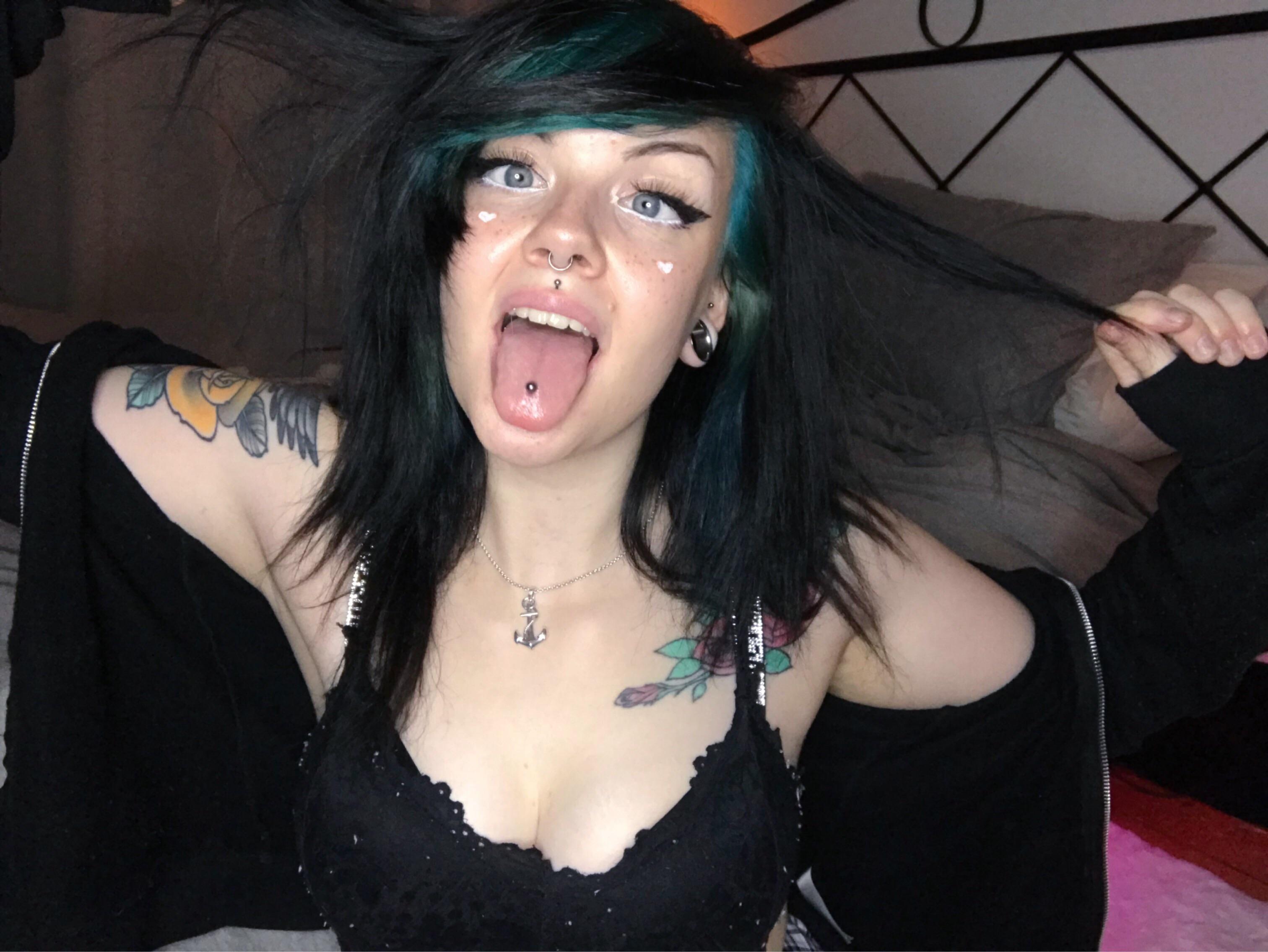 How’s the view? 🥺 | Scrolller