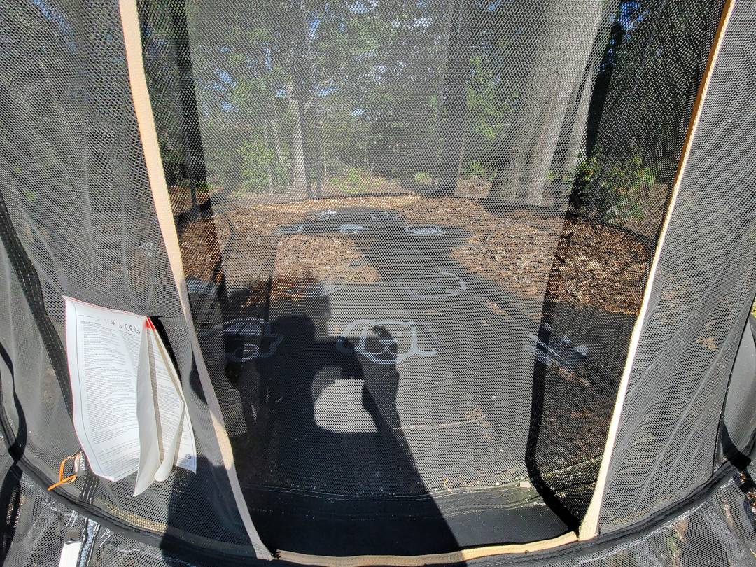 How to anger trampoline fans step 1. | Scrolller