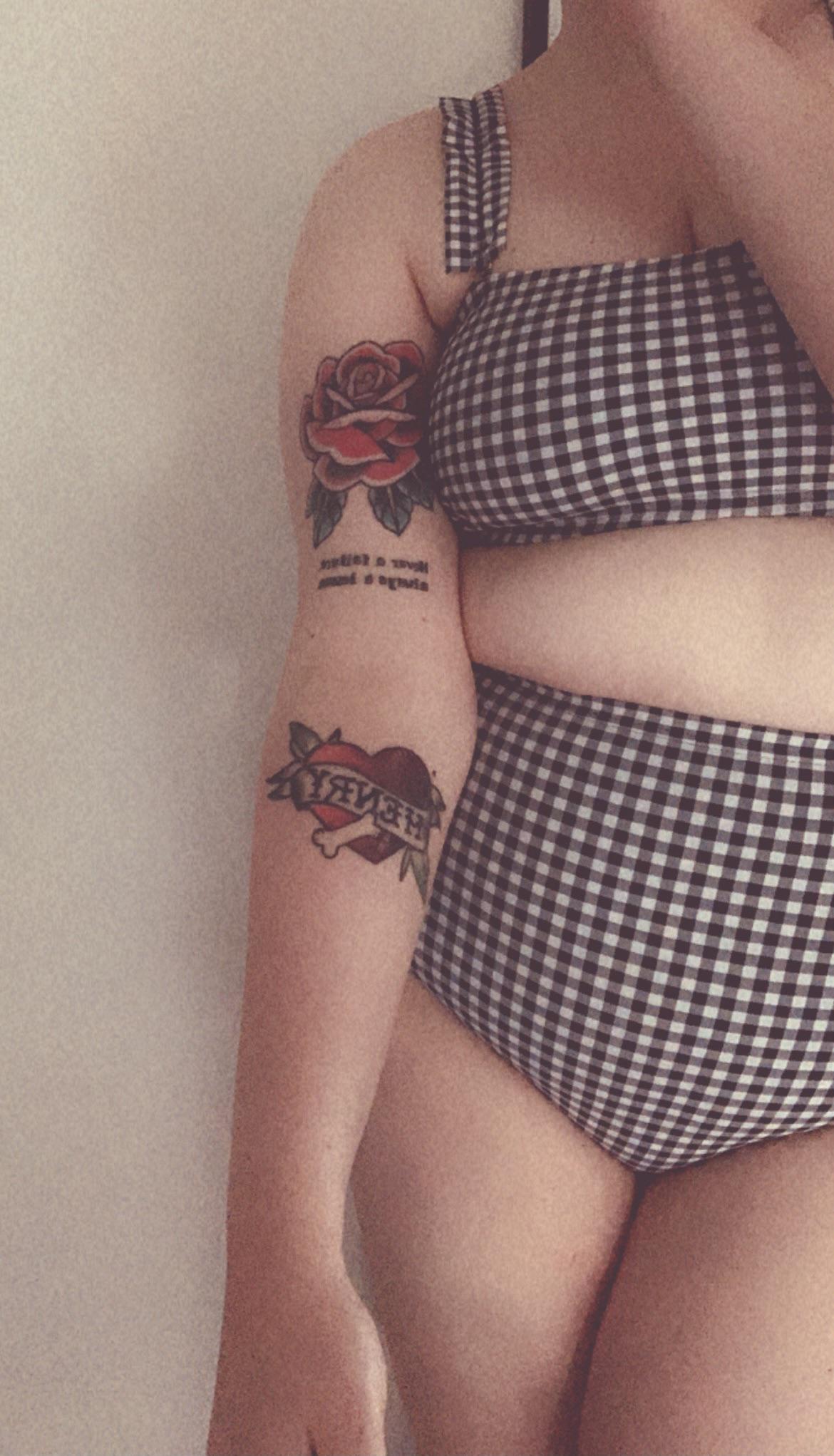 Bikini body ready [f] 🏴󠁧󠁢󠁳󠁣󠁴󠁿🖤 | Scrolller