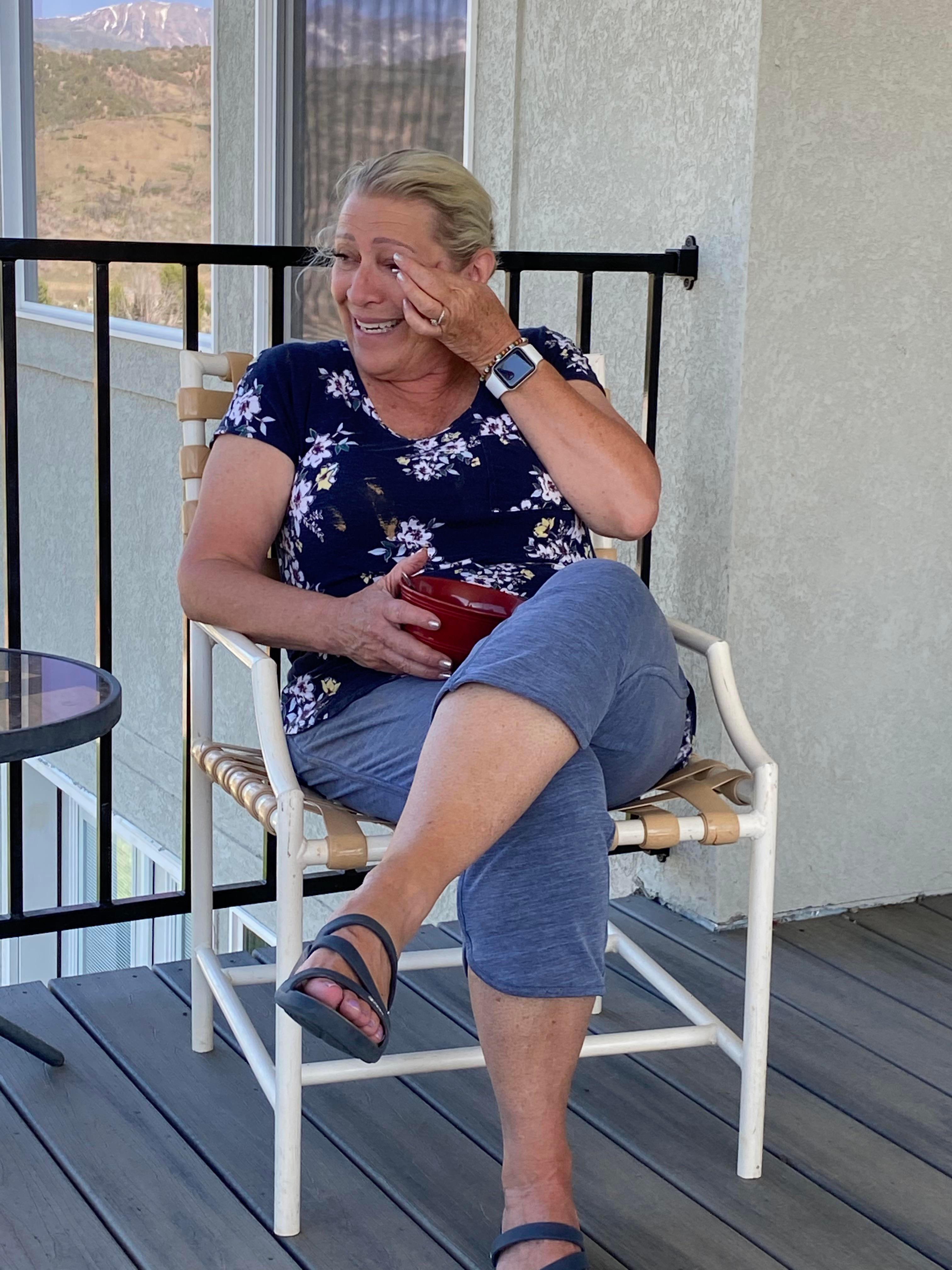 How Would You Bully This Mom Scrolller