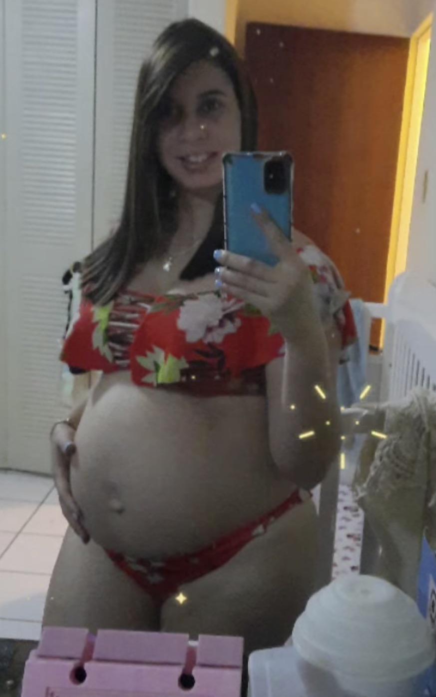 Huge preggo belly in a bikini | Scrolller